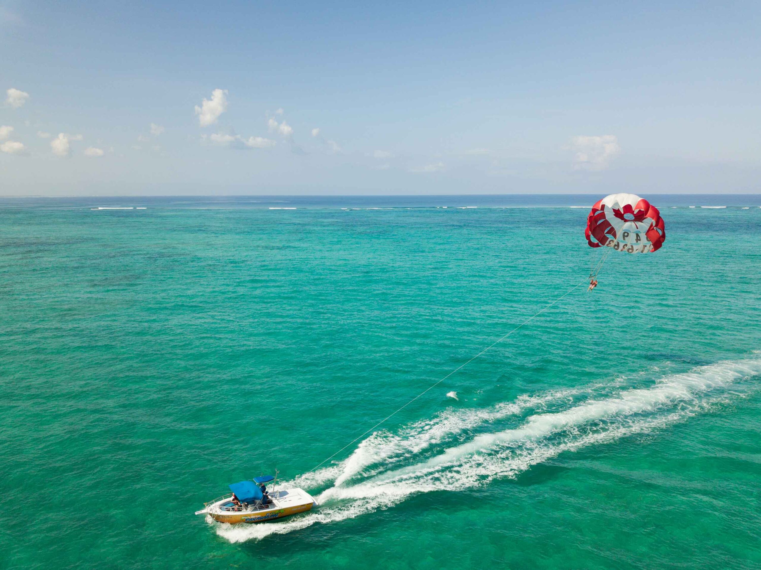 Parasailing - Blue Haven